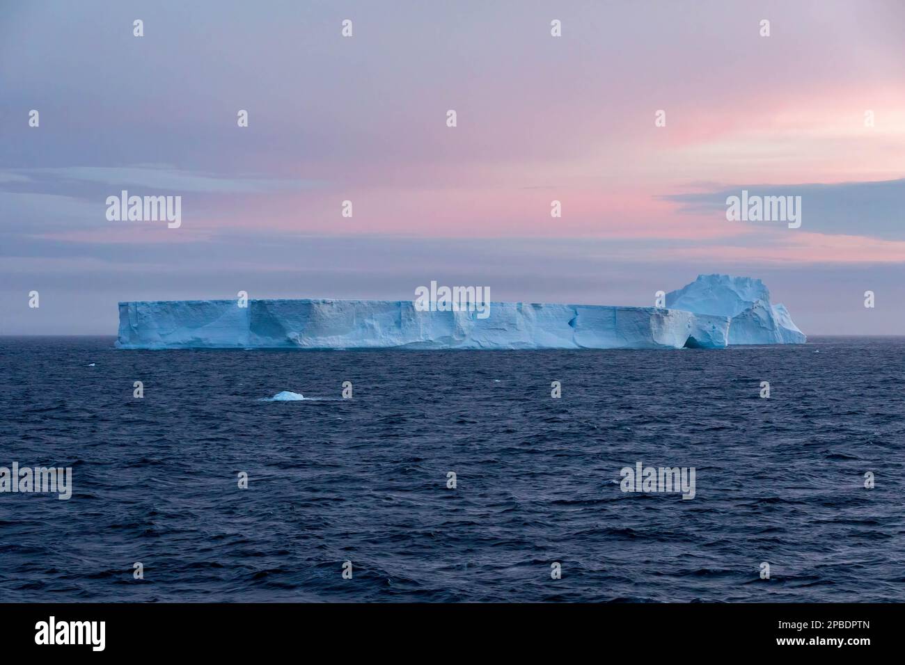 Massive icebergs float in seas of Antarctica Stock Photo - Alamy
