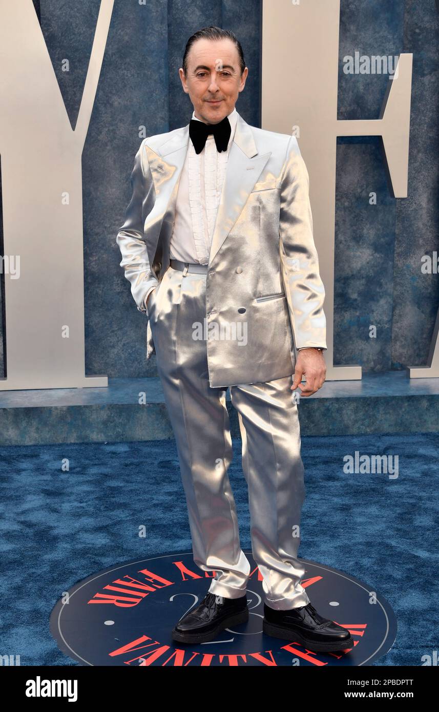 Alan Cumming arrives at the Vanity Fair Oscar Party on Sunday, March 12 ...