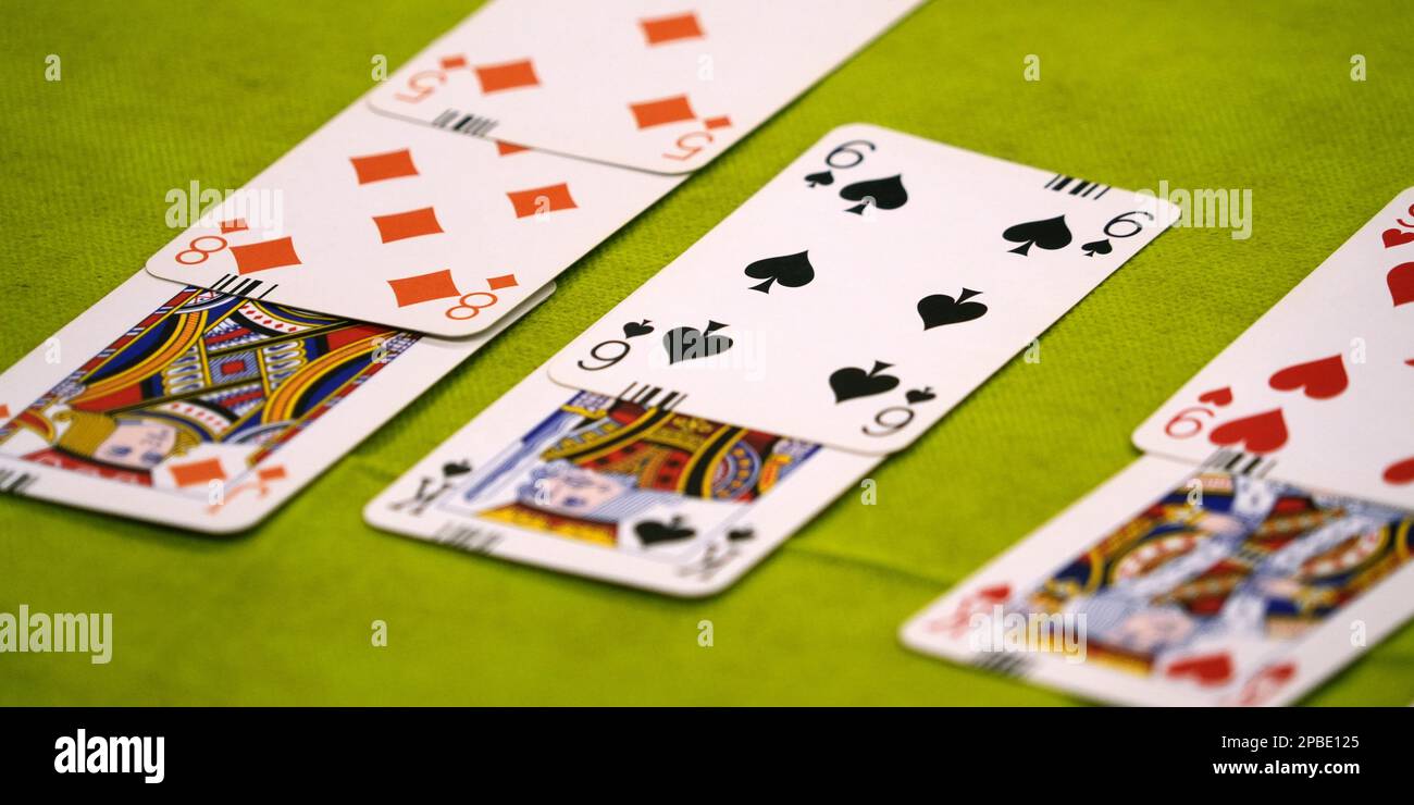Poker on gaming table cards hi-res stock photography and images - Alamy