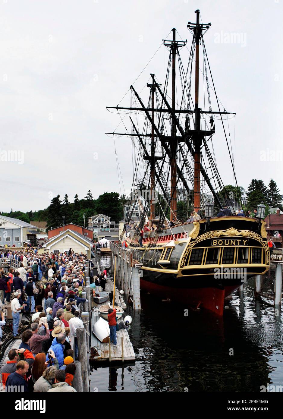 The 17th century replica ship H.M.S. Bounty is launched at Boothbay ...