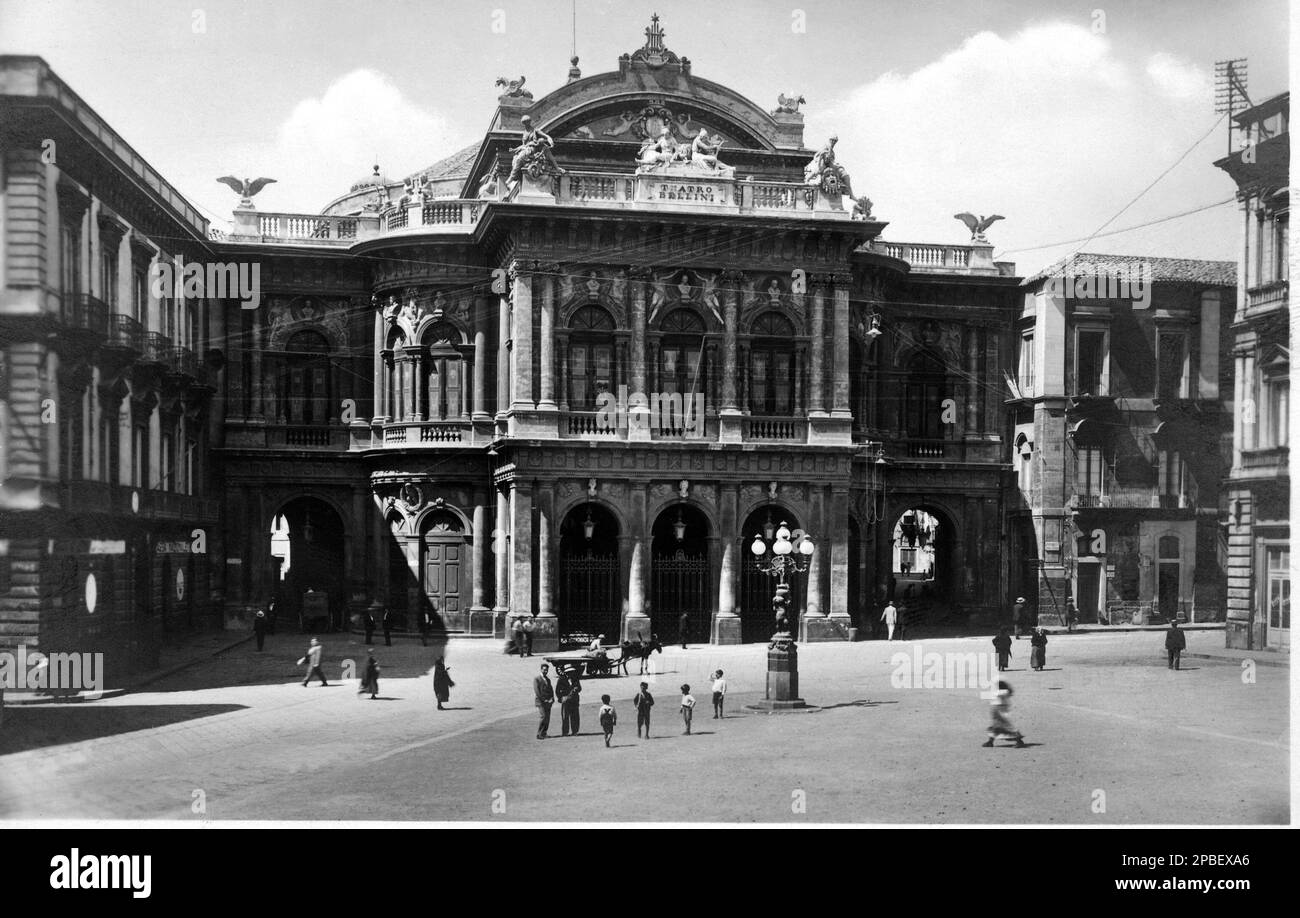 1930 ca. , CATANIA , ITALY : Teatro BELLINI - Opera Lirica - ITALIA ...