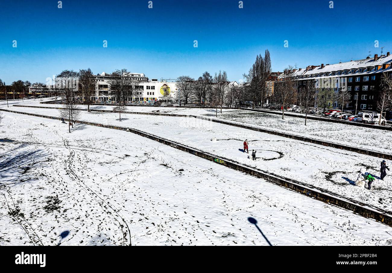Winter am Ihme Zentrum .Hannover Stock Photo - Alamy