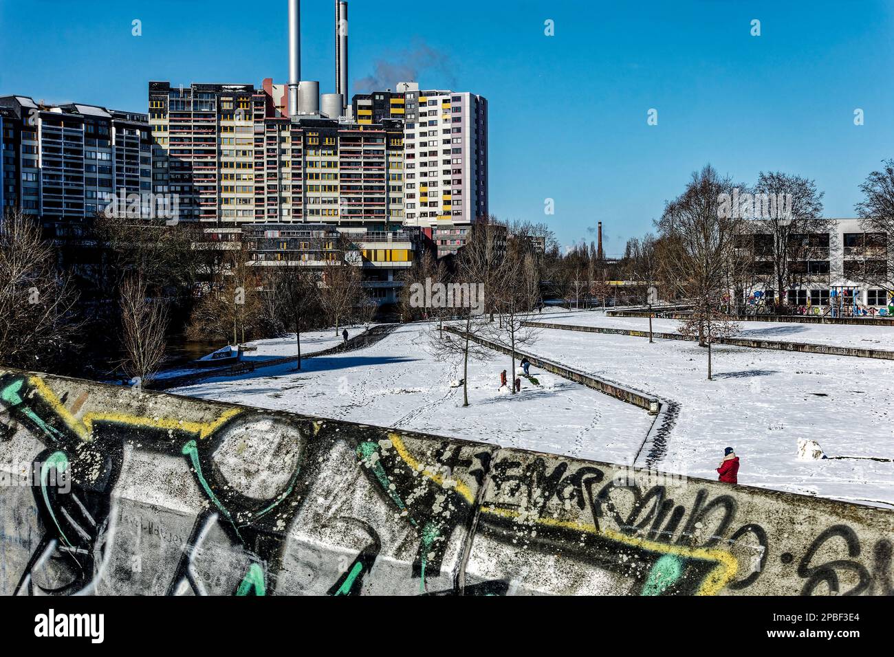 Winter am Ihme Zentrum .Hannover Stock Photo - Alamy