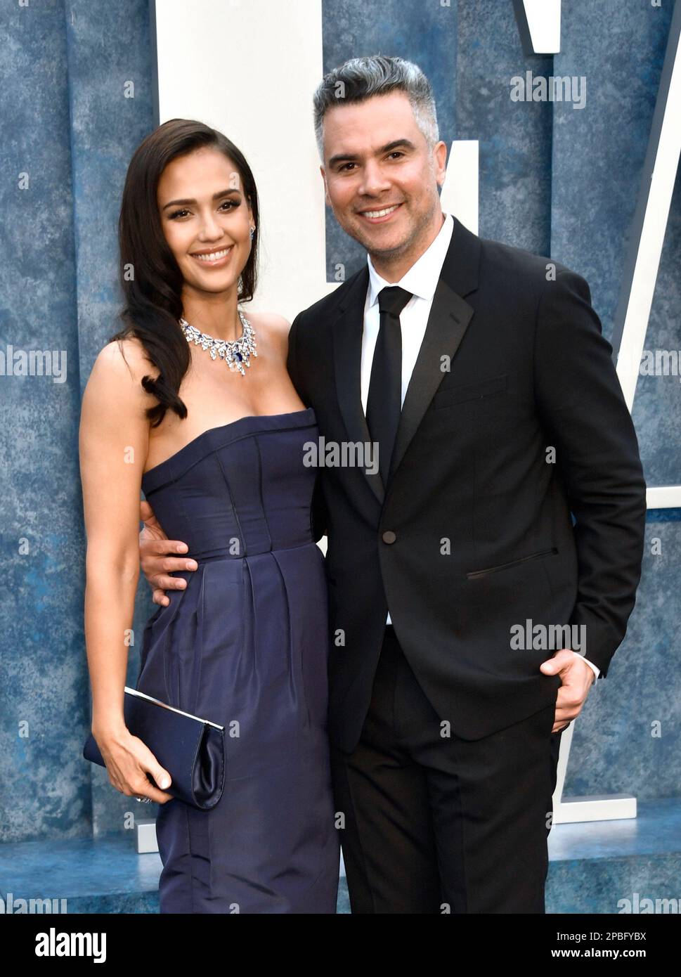 Jessica Alba, left, and Cash Warren arrive at the Vanity Fair Oscar ...