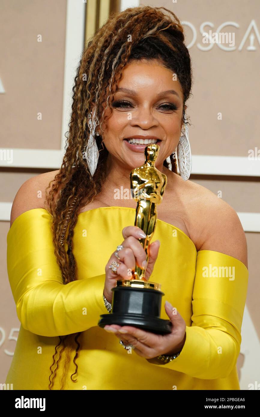Ruth E. Carter poses with the award for best costume design for "Black ...
