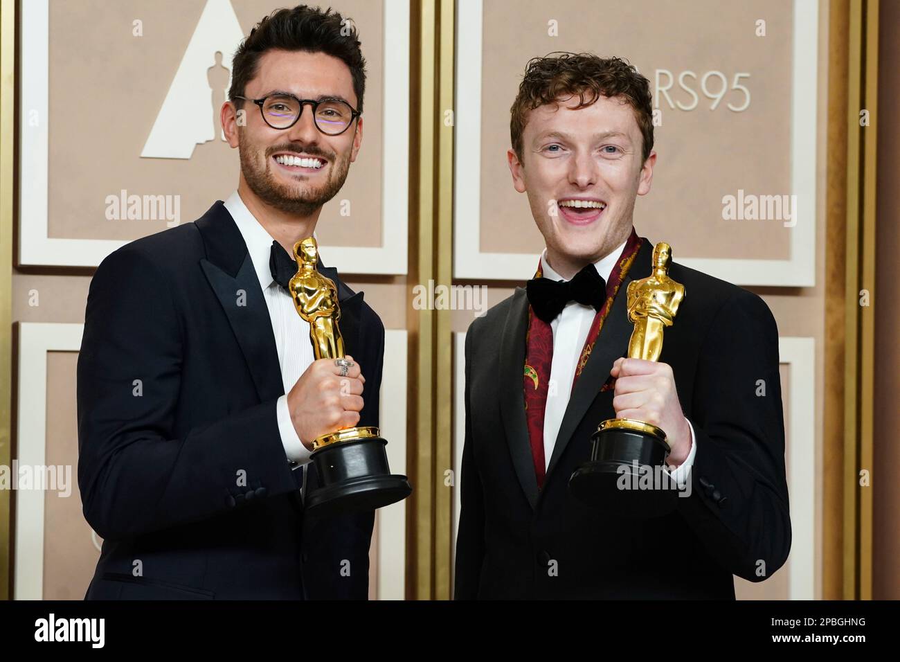 Tom Berkeley, left, and Ross White pose with the award for best live ...