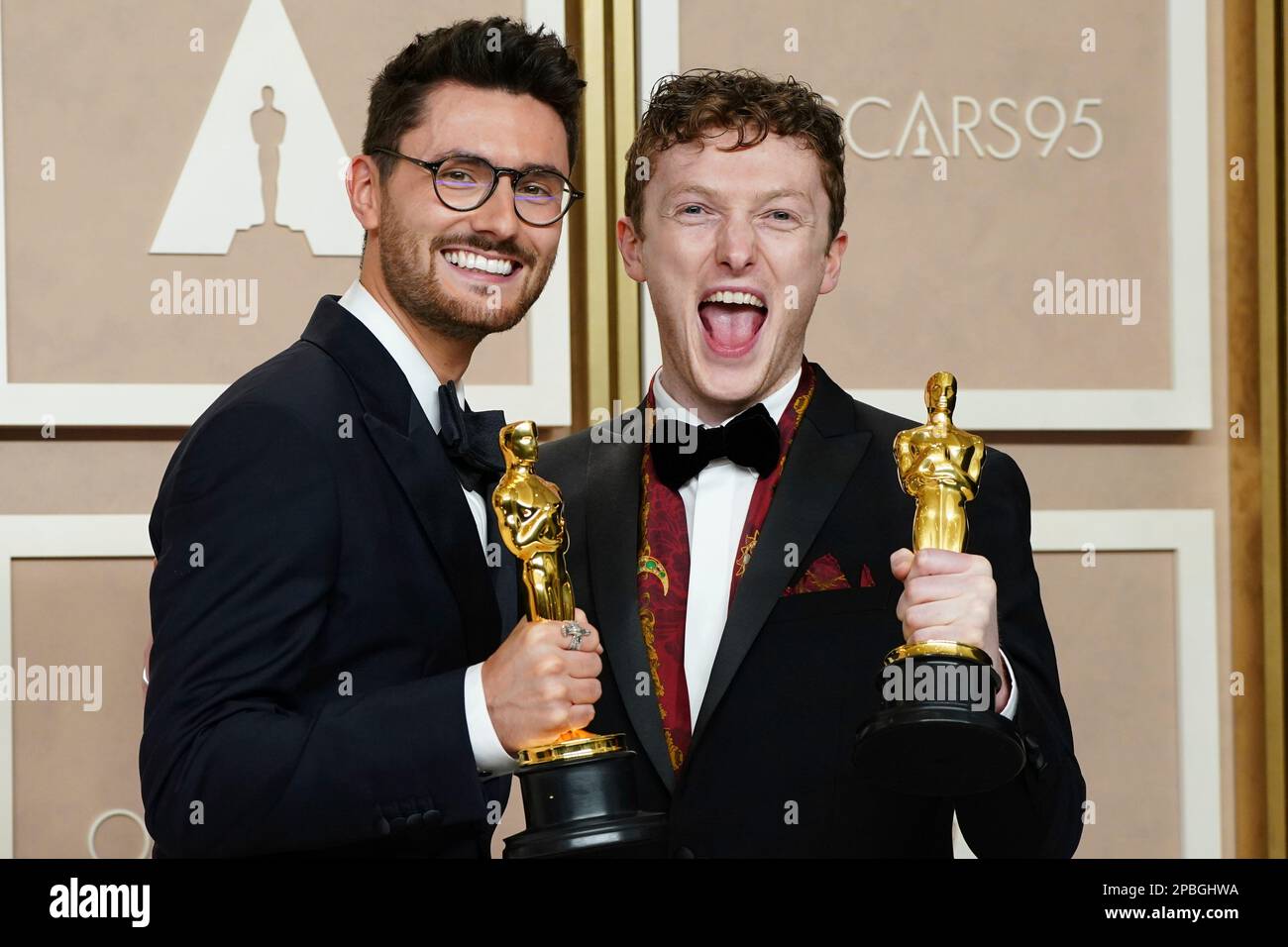 Tom Berkeley, left, and Ross White pose with the award for best live ...