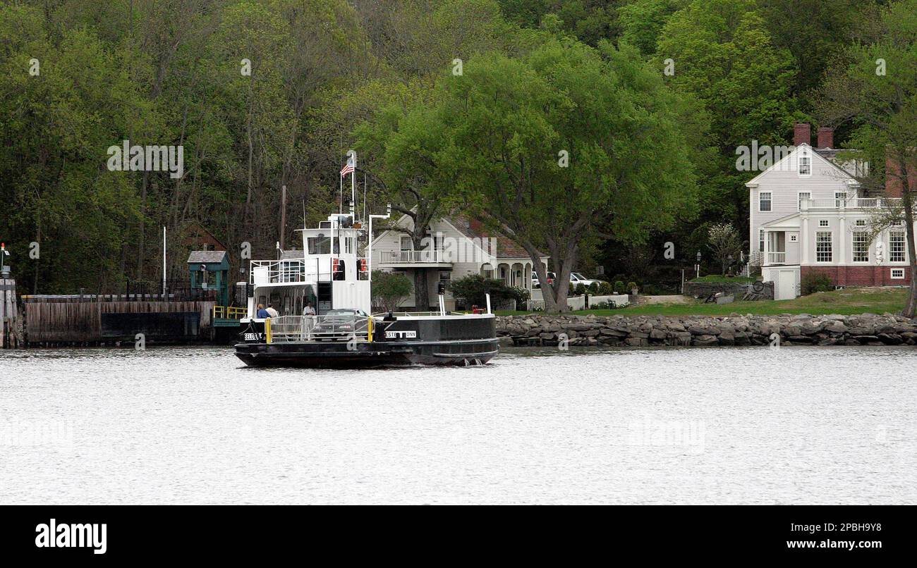 The Chester-Hadlyme ferry leaves the Hadlyme side of the Connecticut ...
