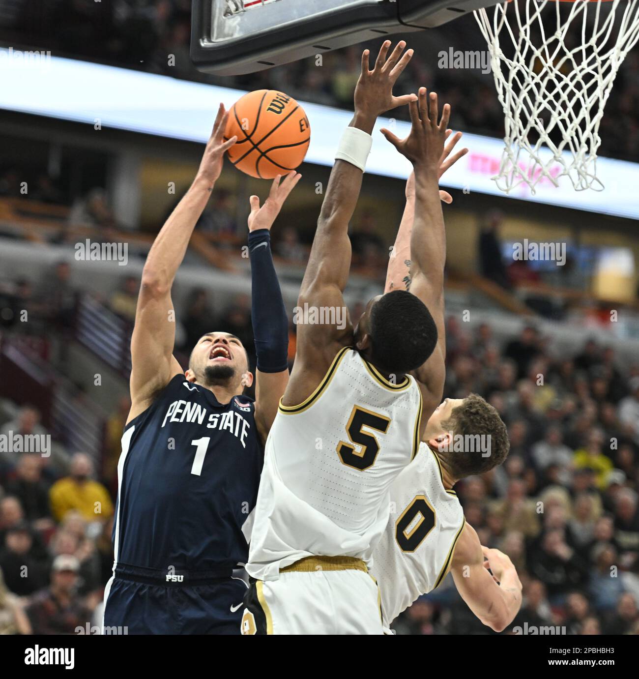 Chicago, Illinois, USA. 12th Mar, 2023. Penn State Nittany Lions guard ...