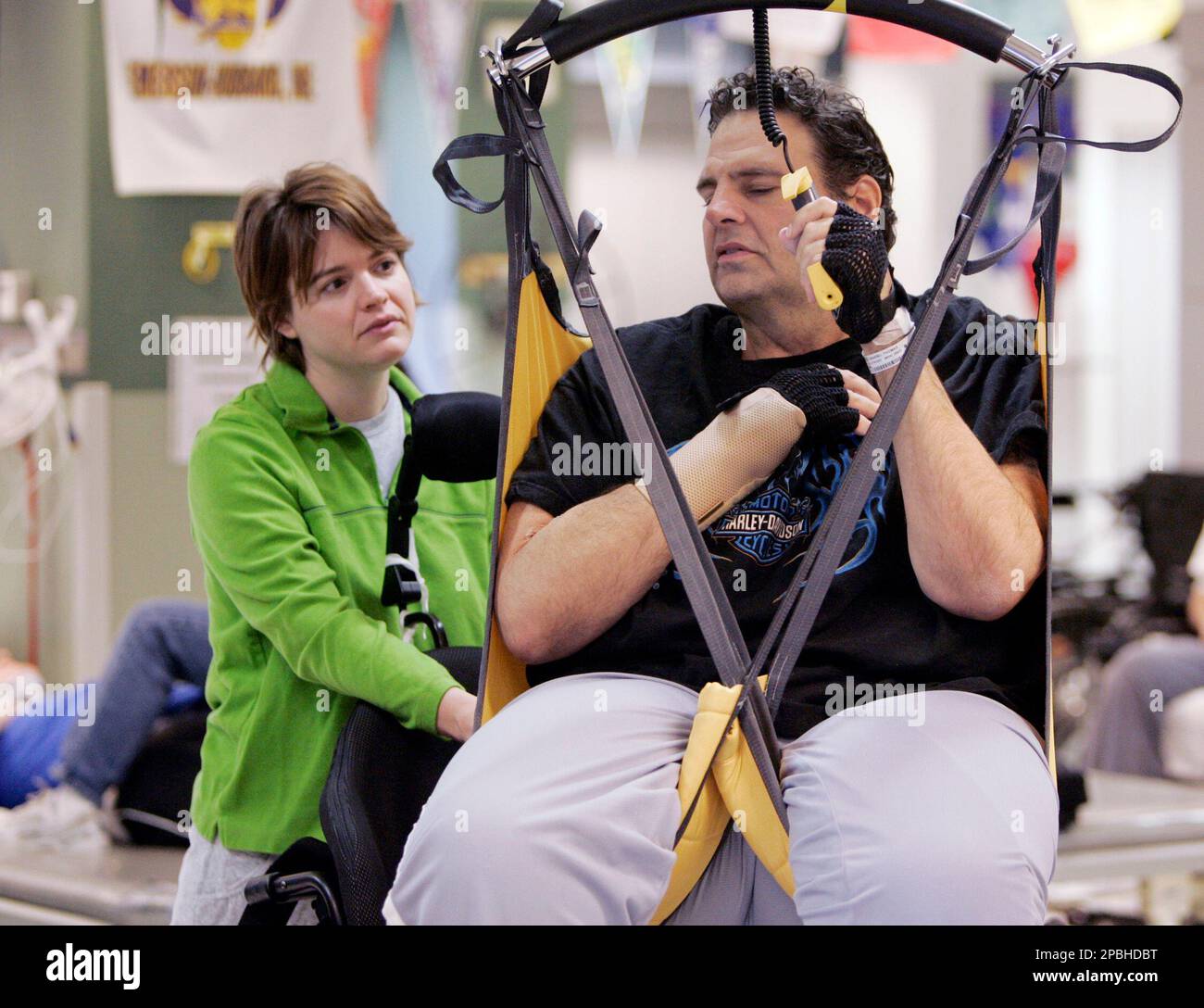 ** ADVANCE FOR WEEKEND EDITIONS, MAY 12-13 ** Tom Urbanski's wife Kathy ...