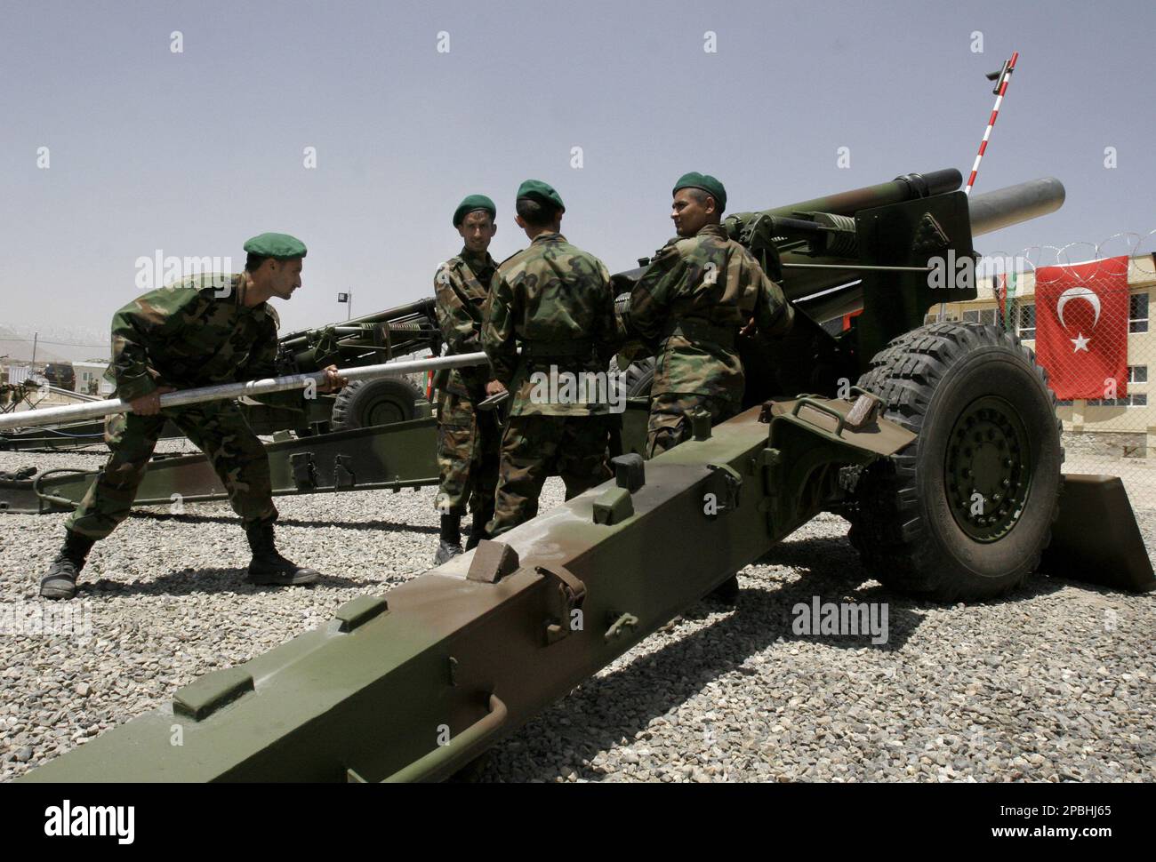 Afghan National Army soldiers demonstrate how to use Turkish-donated ...