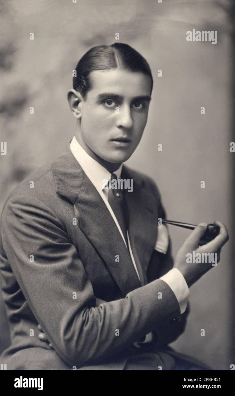 1928 c, ITALY : The italian singer ALBERTO RABAGLIATI ( 1909 - 1974 ...