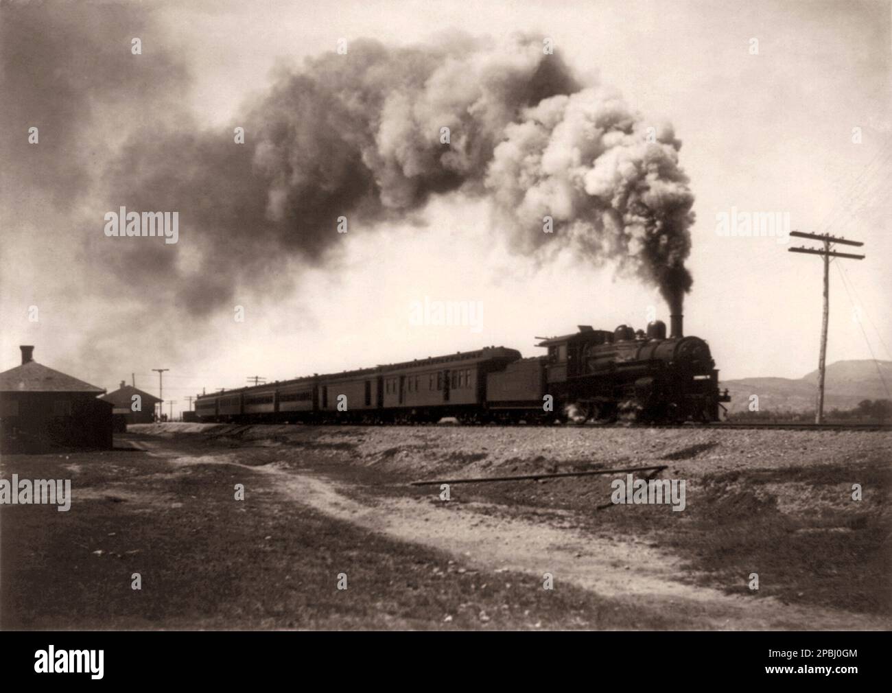 1910 , USA :Train No, 6 of C. M. and P.S. RAILWAY . Photo by Niels ...