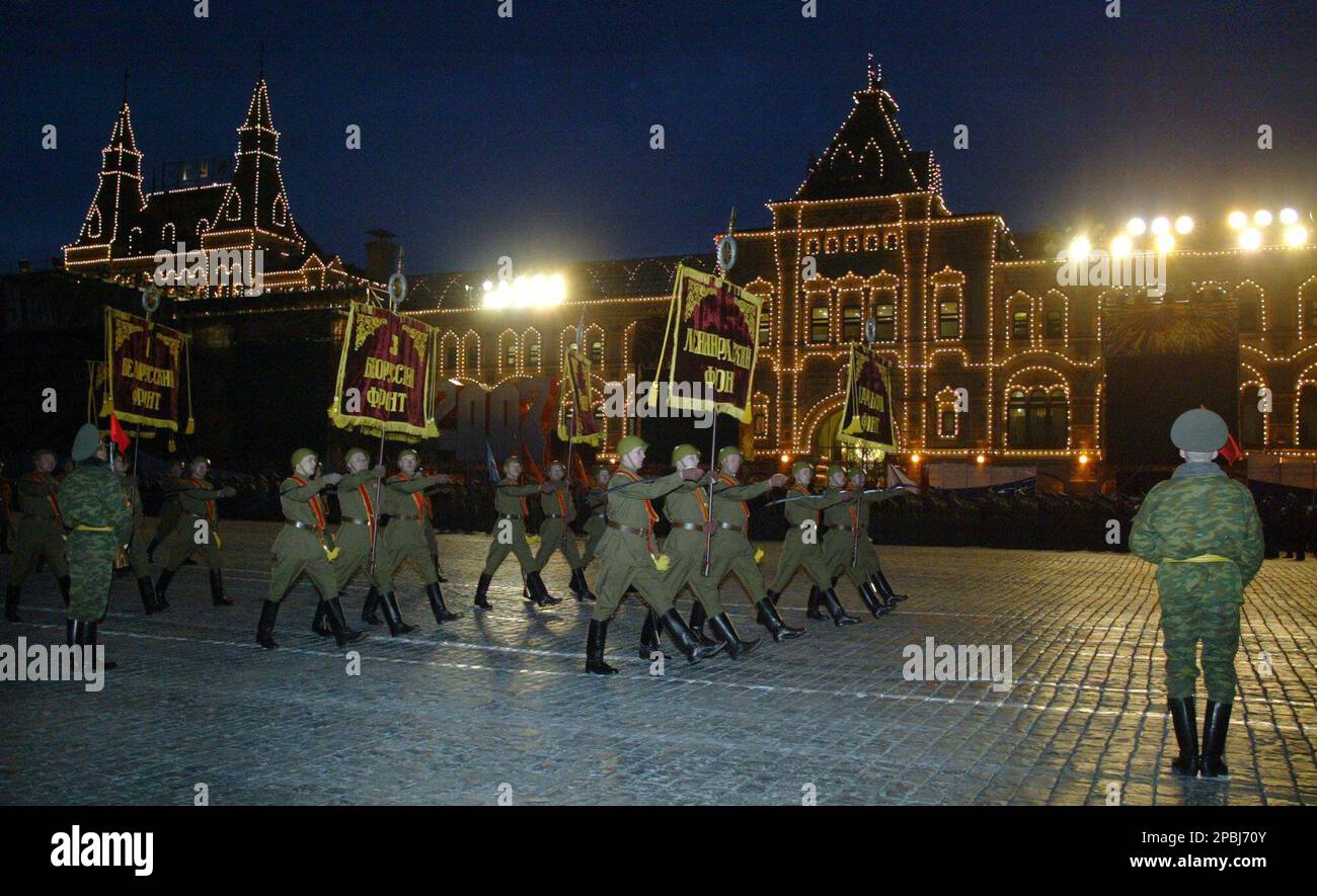 Russian troops dressed as World War II era Red Army soldiers rehearse ...