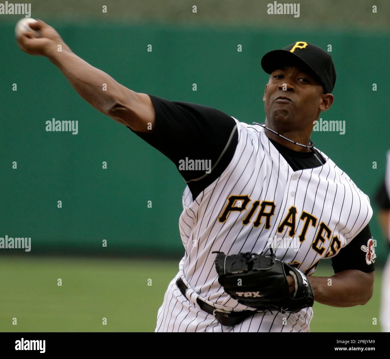 Pittsburgh Pirates pitcher Salomon Torres throws against the Houston ...