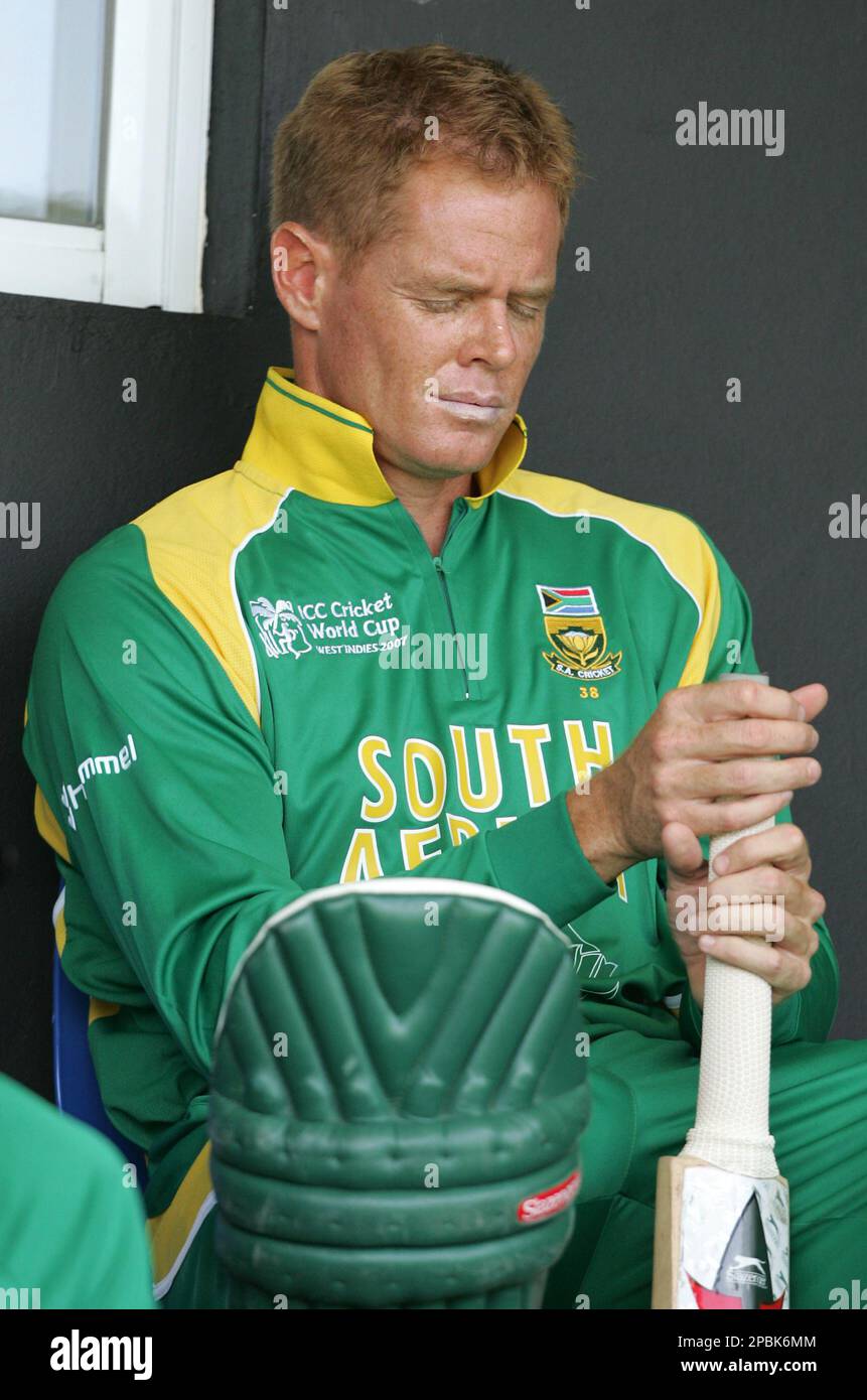 South Africa's Shaun Pollock waits for his turn to bat during the ...