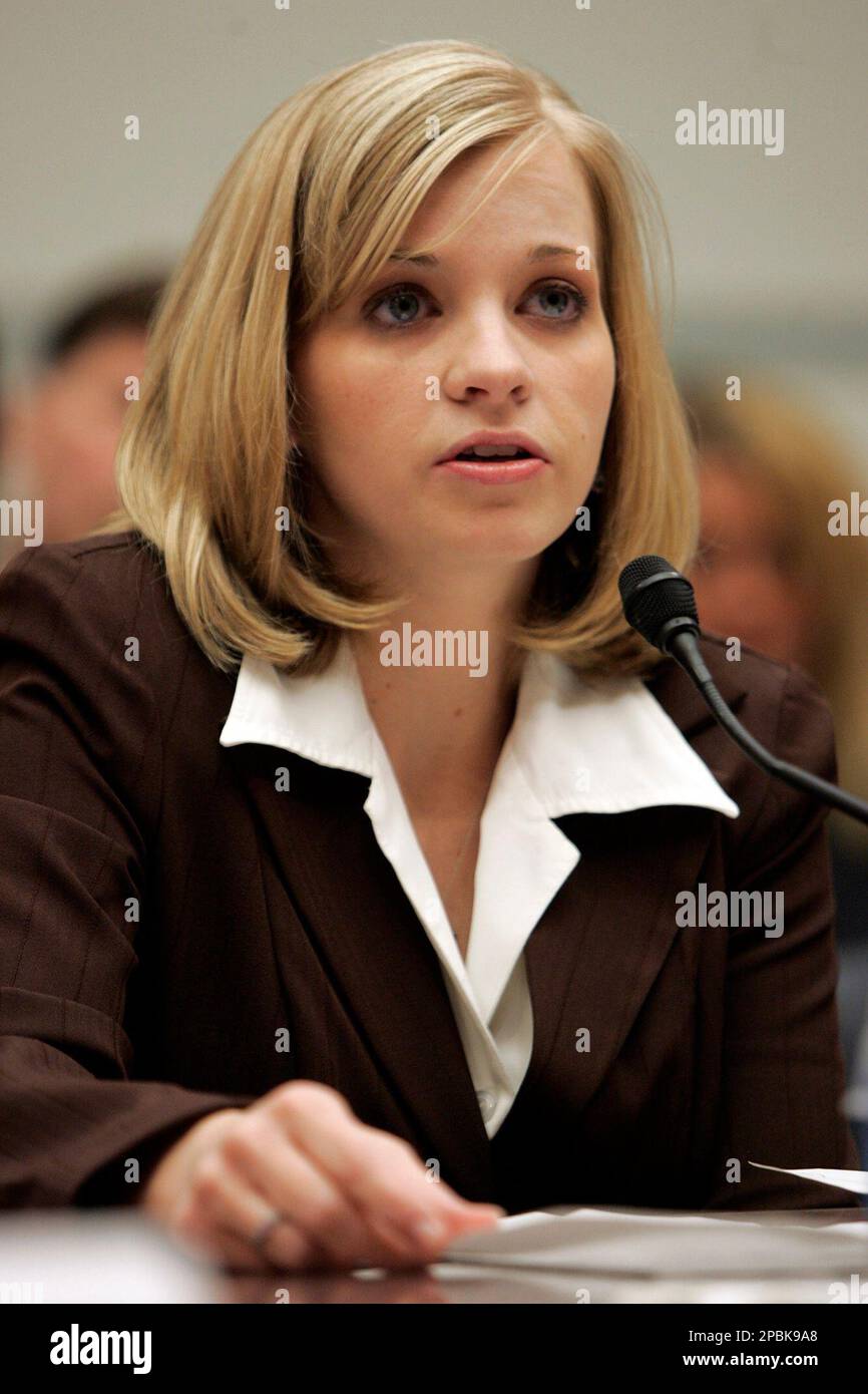 Former Army Private Jessica Lynch testifies before the House Oversight ...
