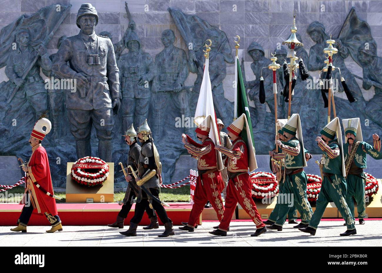 Turkish soldiers, members of the traditional Ottoman Army band Mehter ...