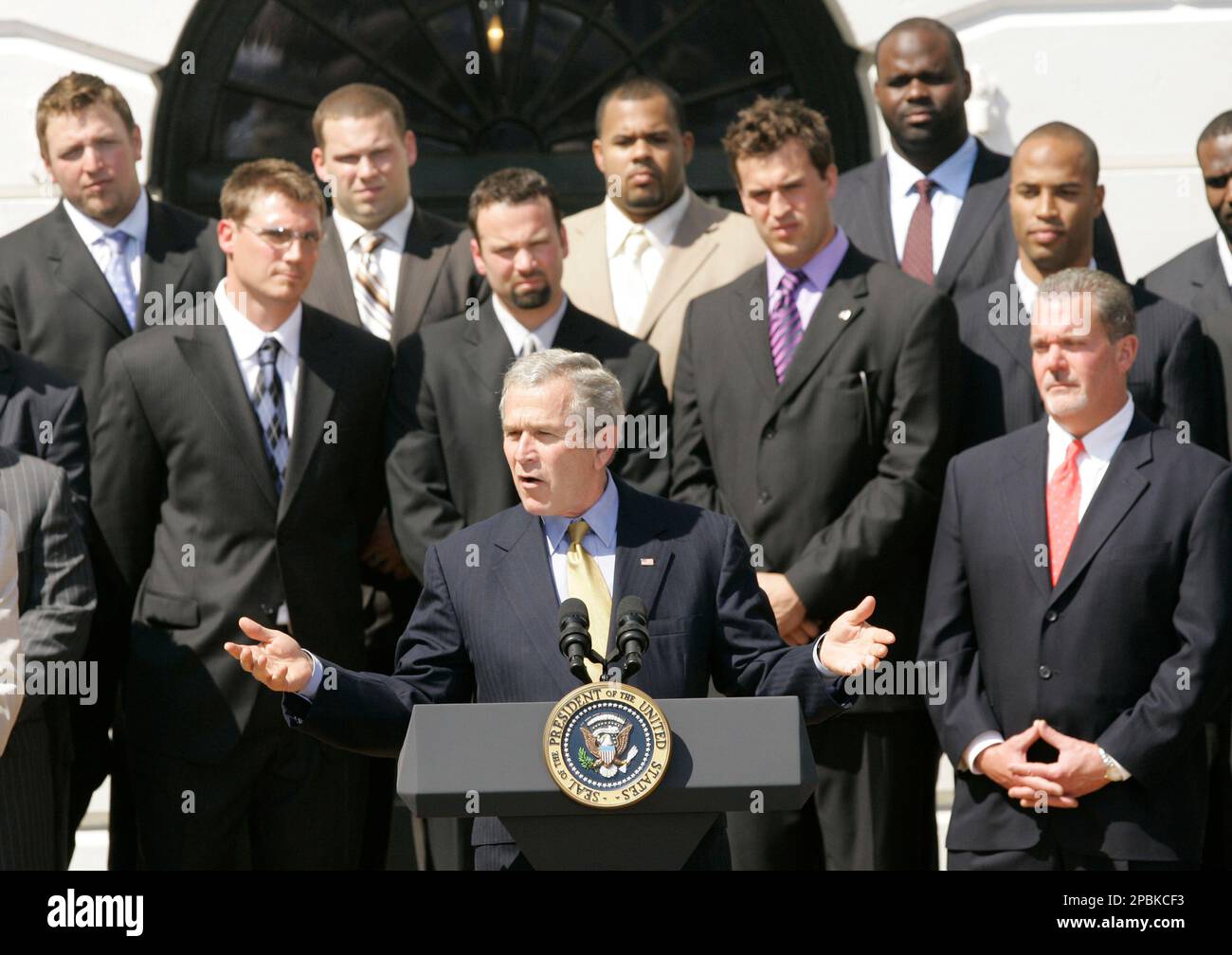 President Bush delivers remarks during a ceremony honoring the 2007 NFL ...