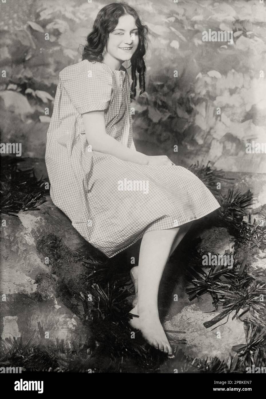 1912 ca , USA : The celebrated silent movie actress VIOLA DANA ( born ...