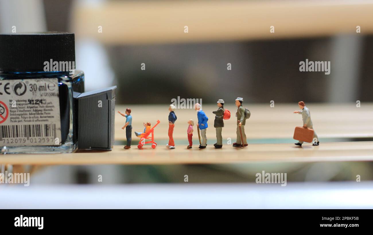 Professional etiquette hi-res stock photography and images - Alamy