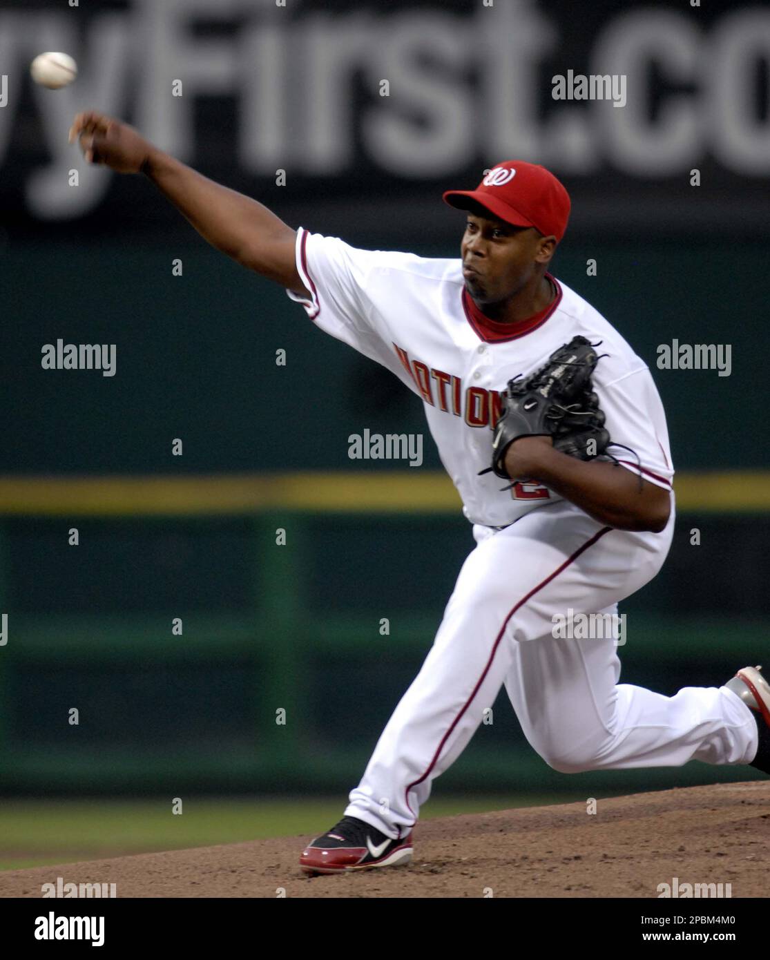 Washington Nationals starting pitcher Jerome Williams throws against ...