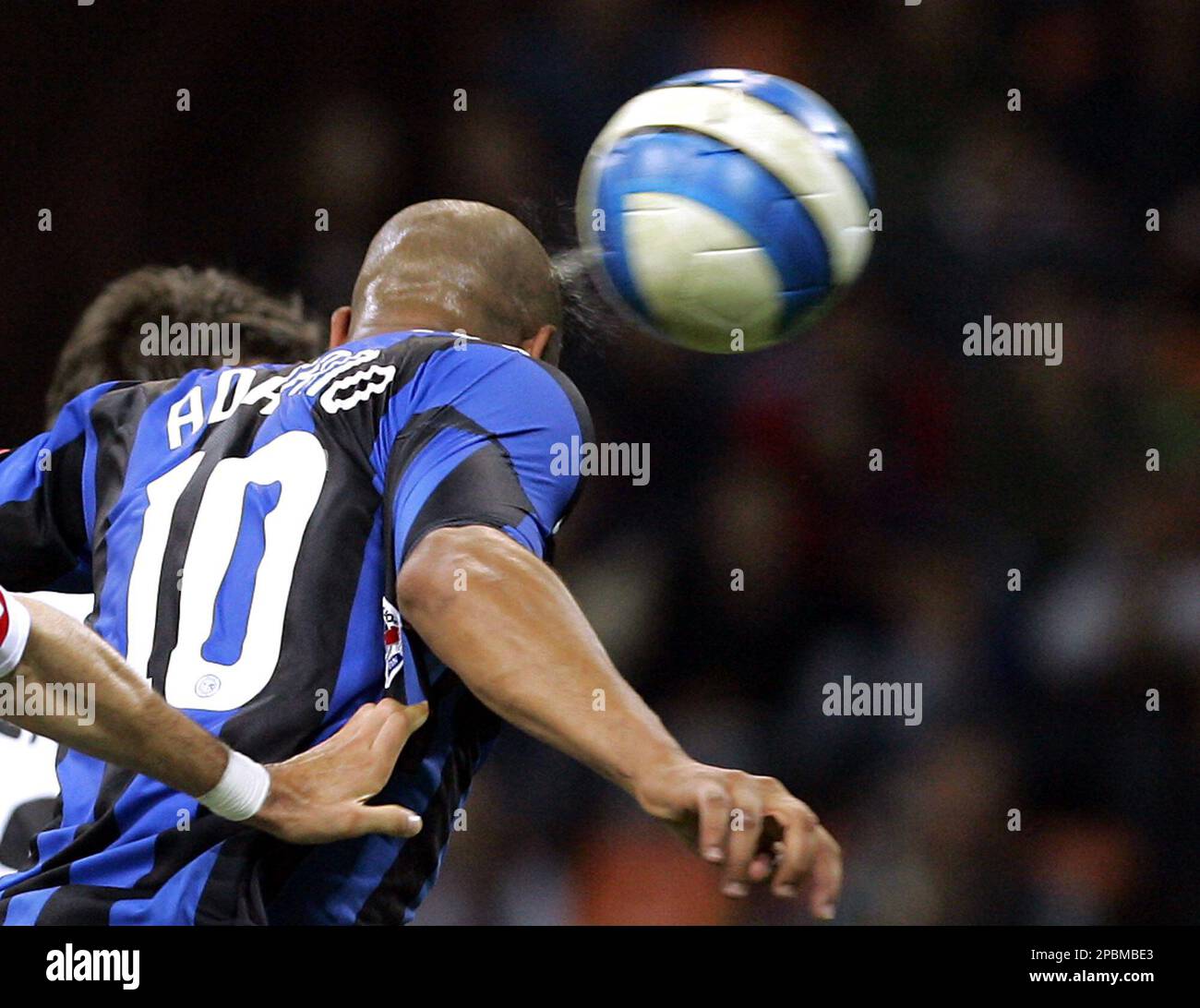 **RECROP OF XAC109**Inter Milan Brazilian forward Adriano scores during ...