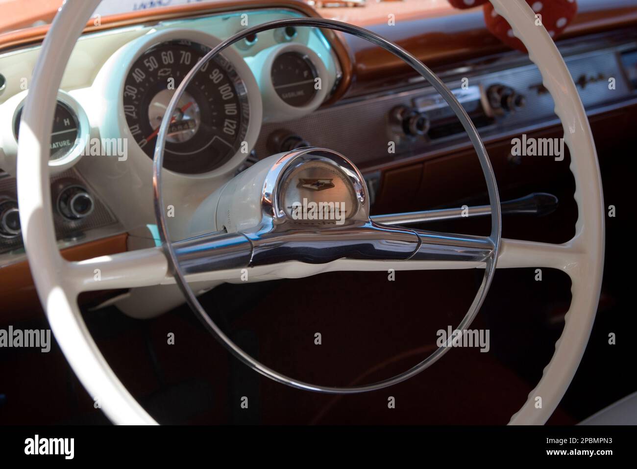 STEERING WHEEL OF FIFTIES CHEVROLET BEL AIR (©GENERAL MOTORS CORP 1952 ...