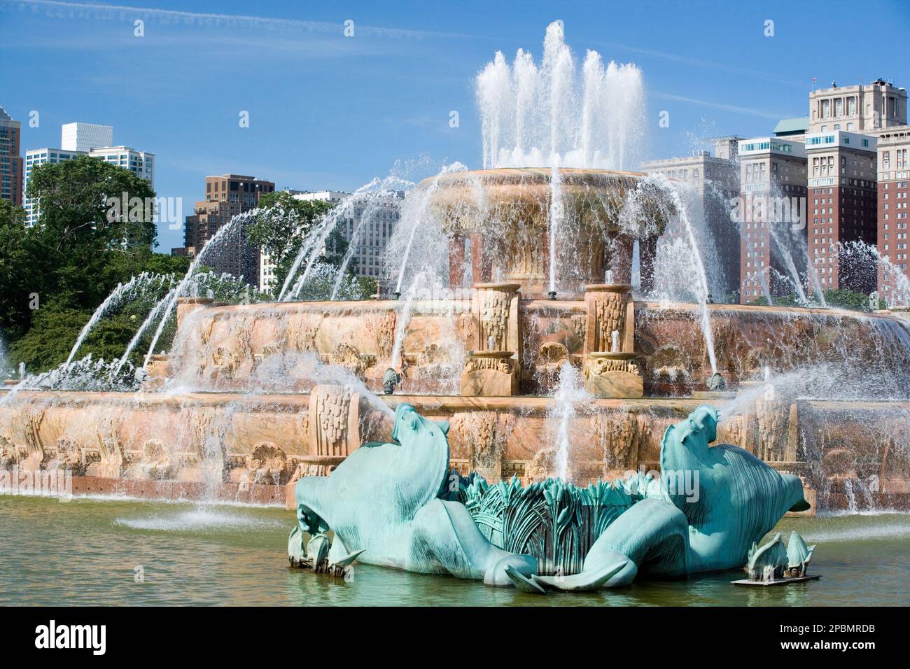 BUCKINGHAM FOUNTAIN (©EDWARD BENNETT / MARCEL LOYAU 1927) GRANT PARK ...