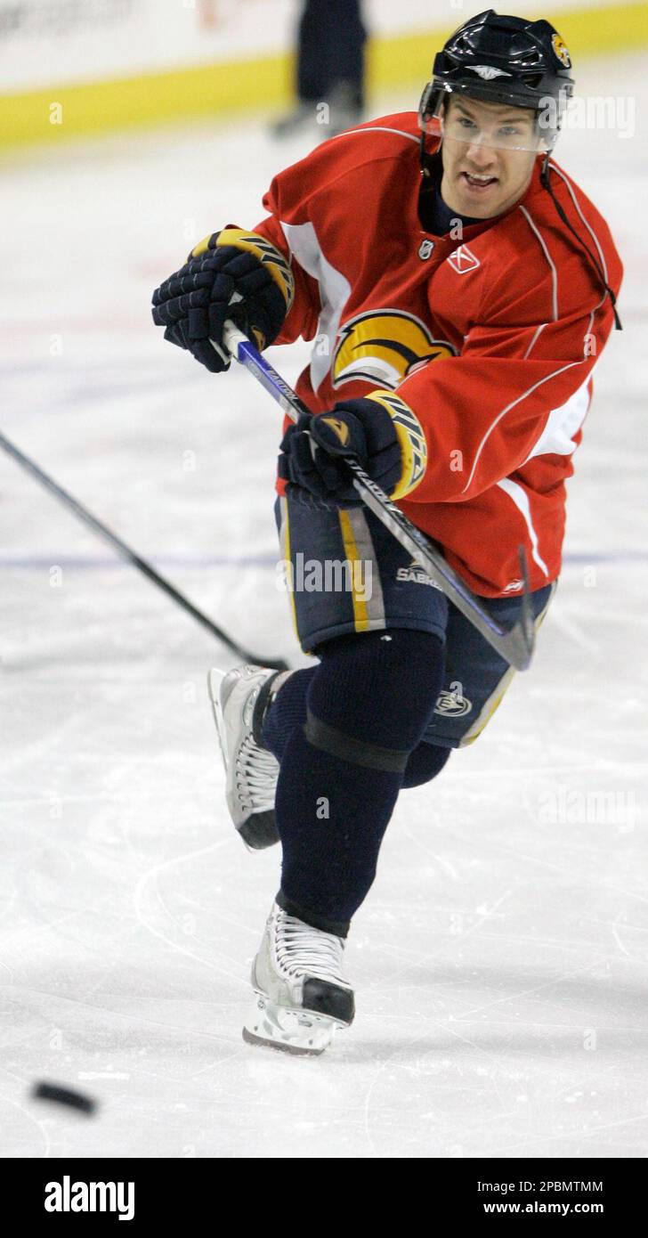 Buffalo Sabres' Derek Roy shoots the puck during practice in Buffalo, N ...
