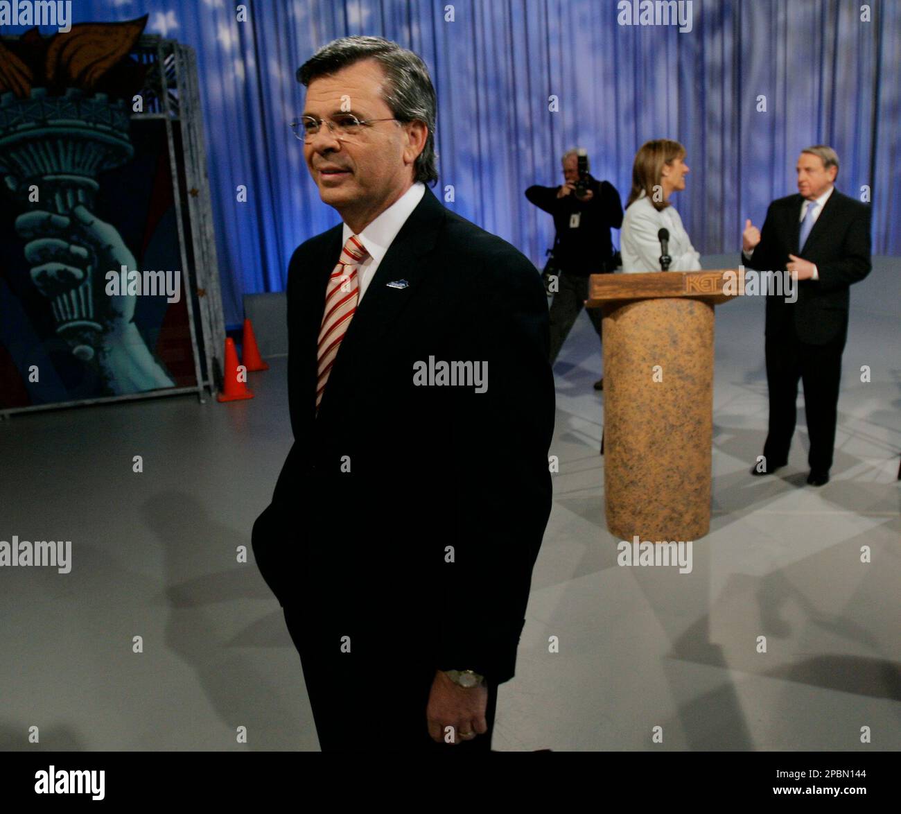 Kentucky Gov. Ernie Fletcher walks away as his challengers Anne Northup ...