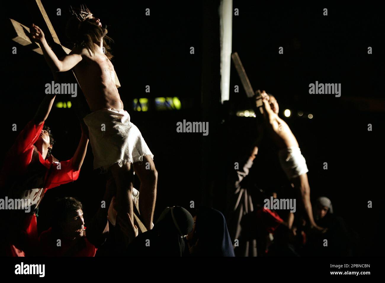 Members of a Catholic theatre group perform Jesus Christ's Crucifixion ...