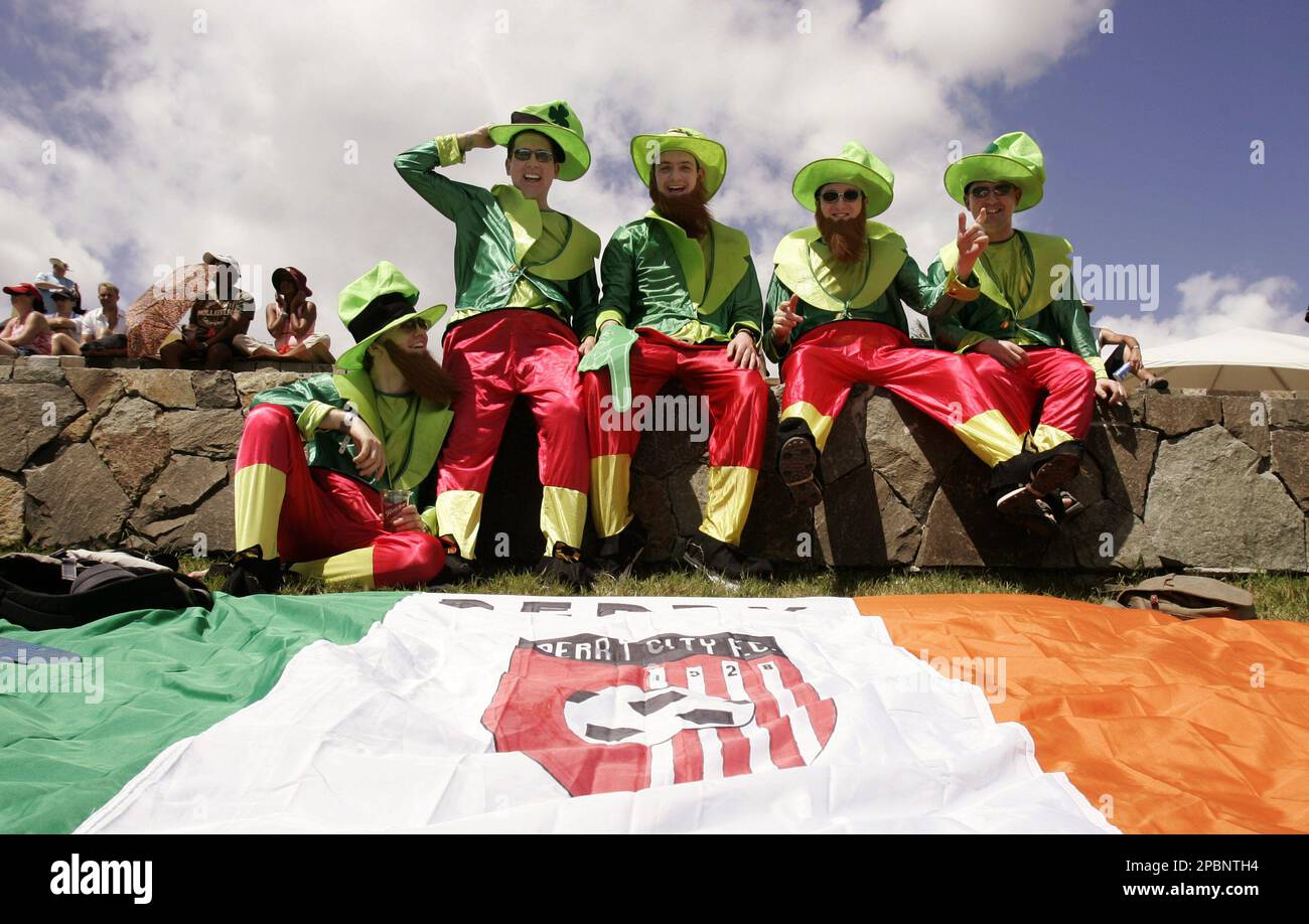 Irish cricket fans dressed in leprechaun costumes watch New Zealand and ...