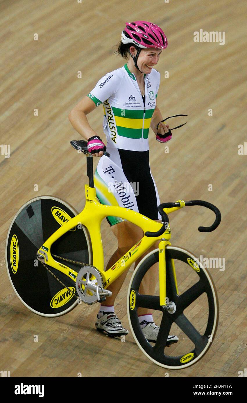 Australian cyclist Katherine Bates celebrates after winning the Women's ...