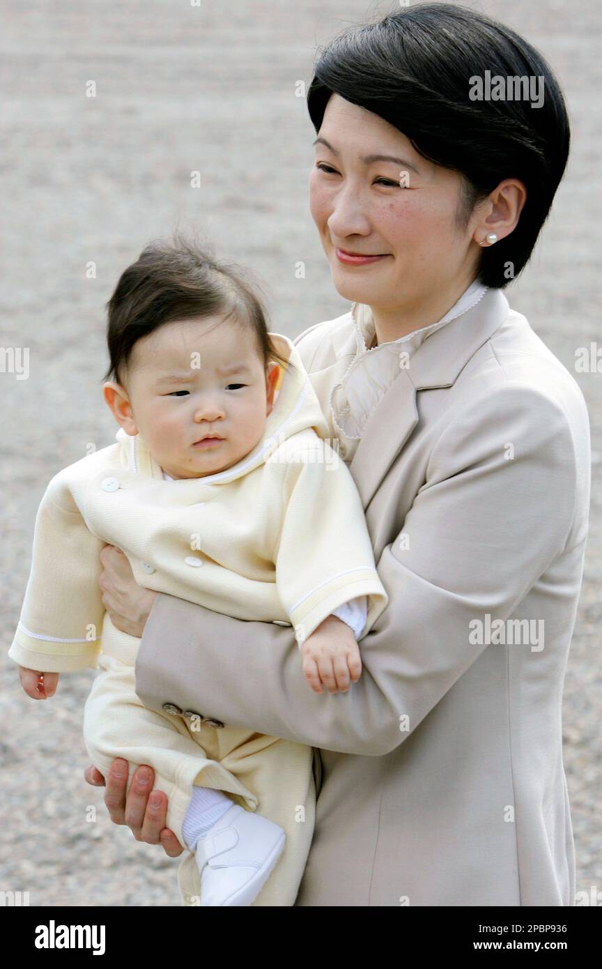 Princess Kiko and Prince Hisahito arrive at the imperial farm in ...