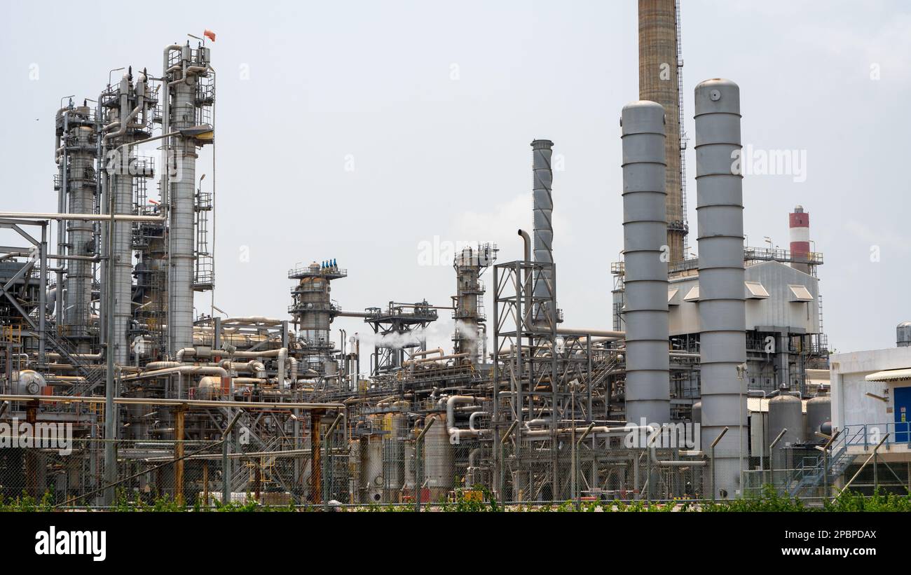 Oil Refinery Gas Chemical Equipment Prodiction import export Concept ...