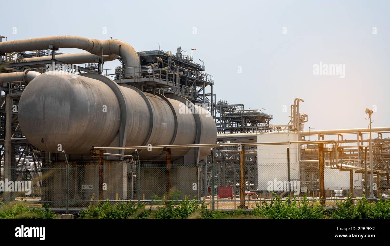 Oil Refinery Gas Chemical Equipment Prodiction import export Concept ...