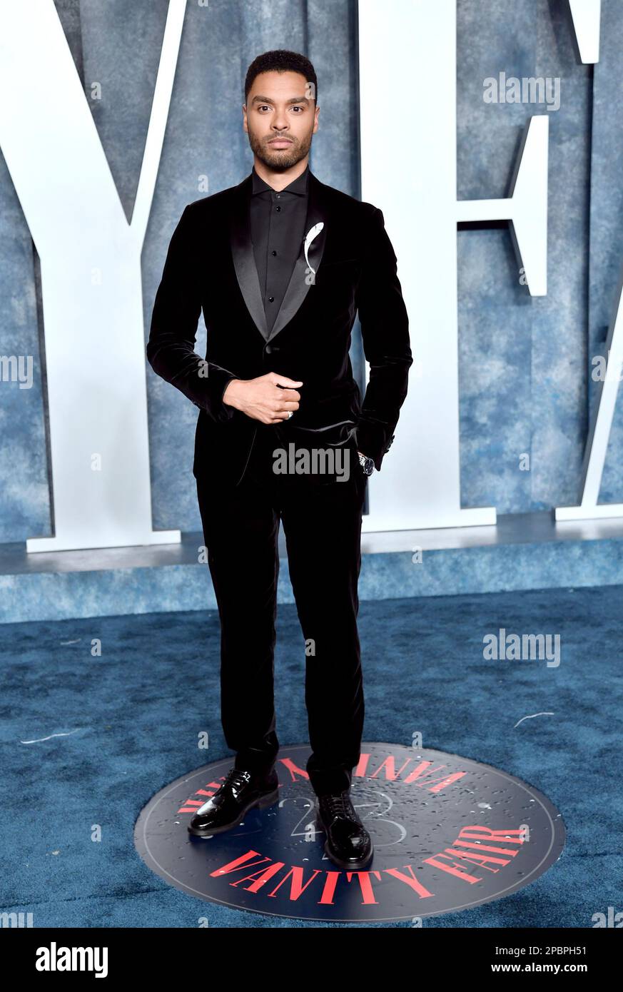 Rege-Jean Page arrives at the Vanity Fair Oscar Party on Sunday, March ...