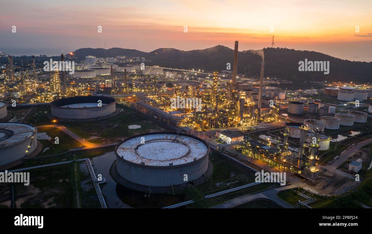 Oil Refinery Gas Chemical Equipment Prodiction import export Concept ...