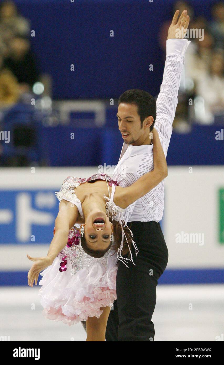 Benjamin Agosto, right, and his teammate Tanith Belbin, from USA ...