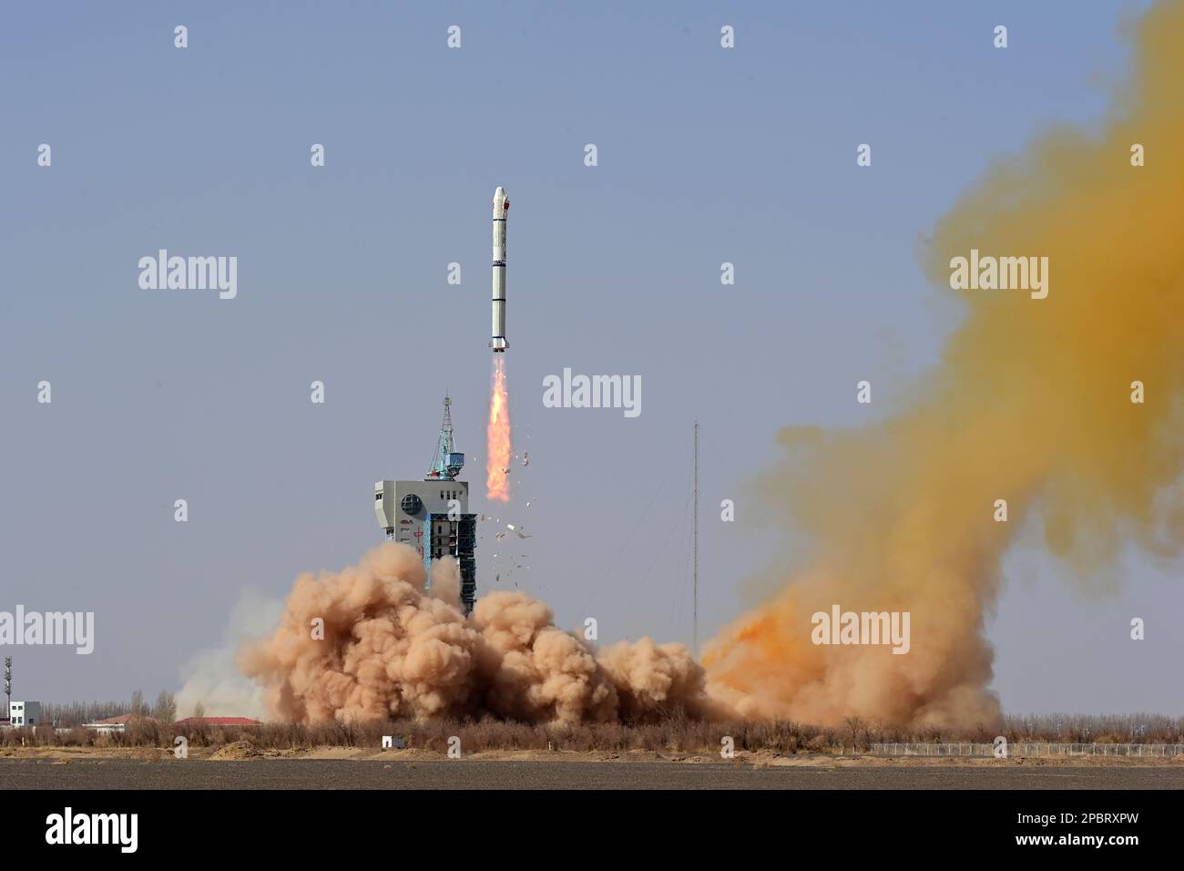 Long march 2c hi-res stock photography and images - Alamy