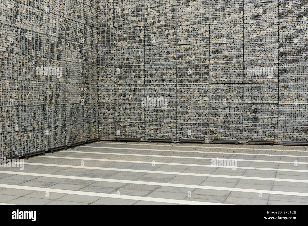 Big Gabion Wall Stock Photo - Alamy