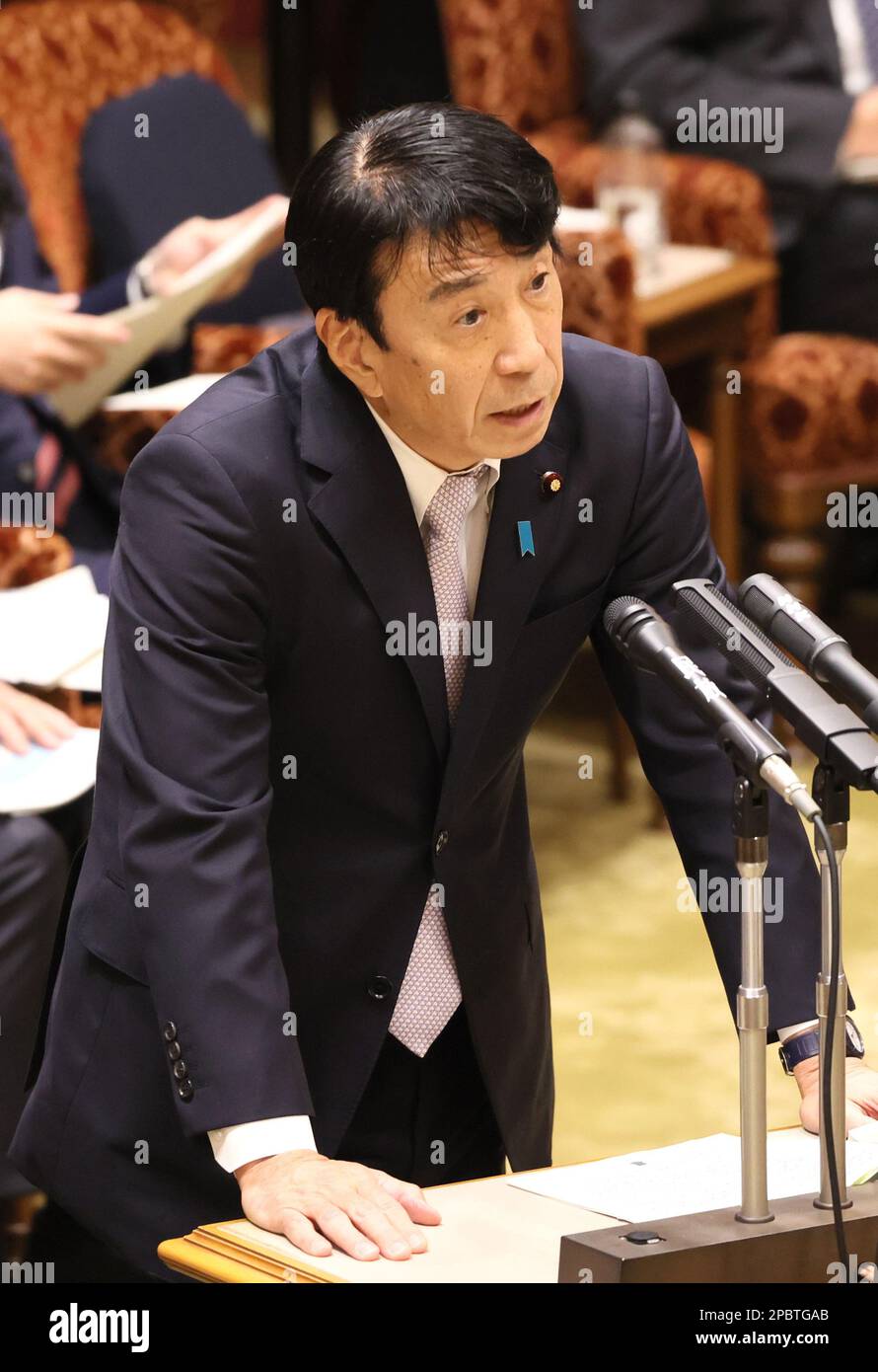 Ken saito hi-res stock photography and images - Alamy