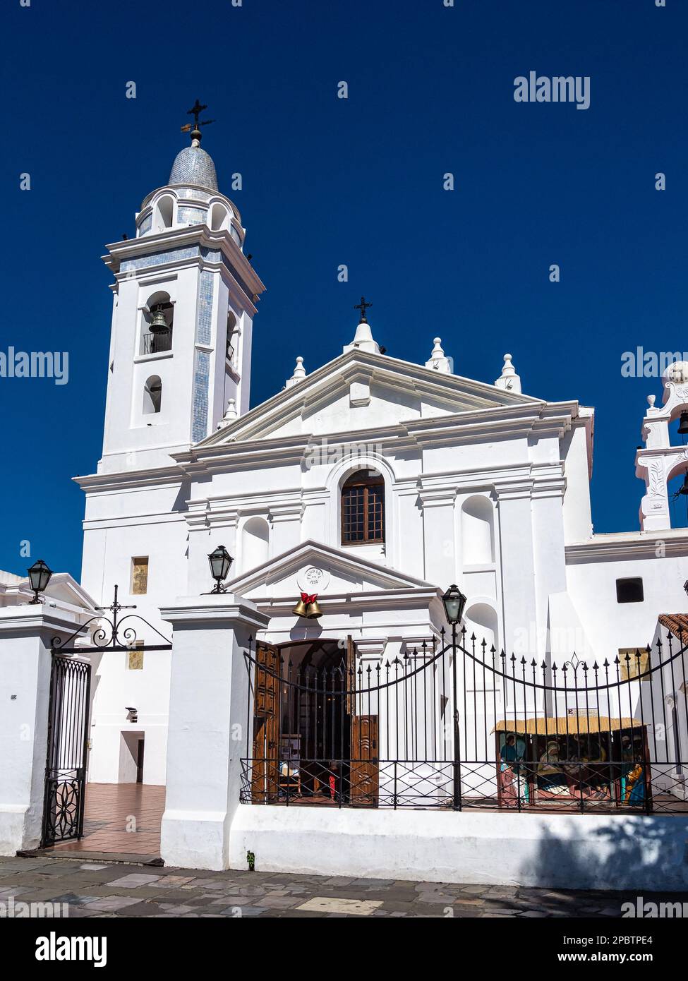 Facade of the basilica Nuestra Senora del Pilar, Our Lady of Pilar ...