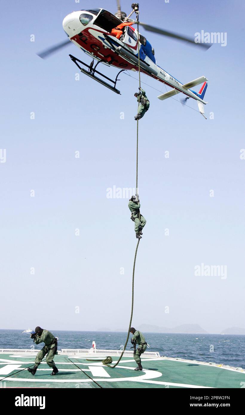 ** APN ADVANCE FOR SUNDAY, MARCH 11 ** Malaysian special forces unit ...