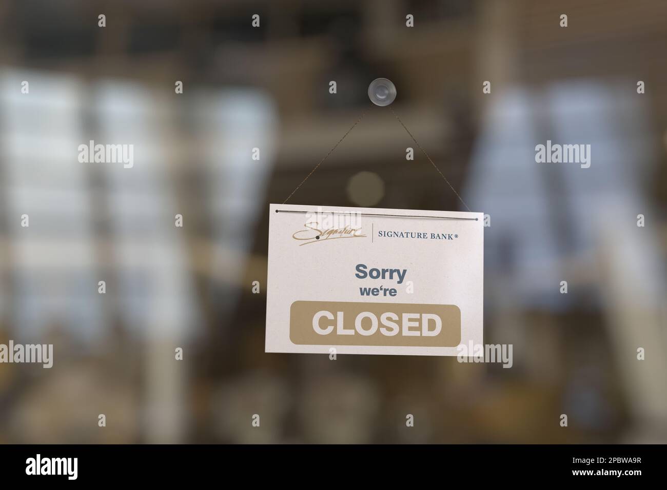 Signature logo hi-res stock photography and images - Alamy