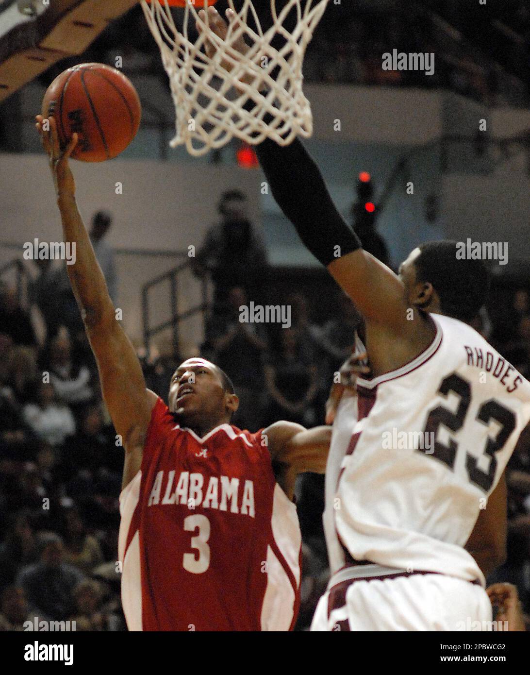 Alabama's Justin Tubbs (3) shoots past Mississippi State's Charles ...