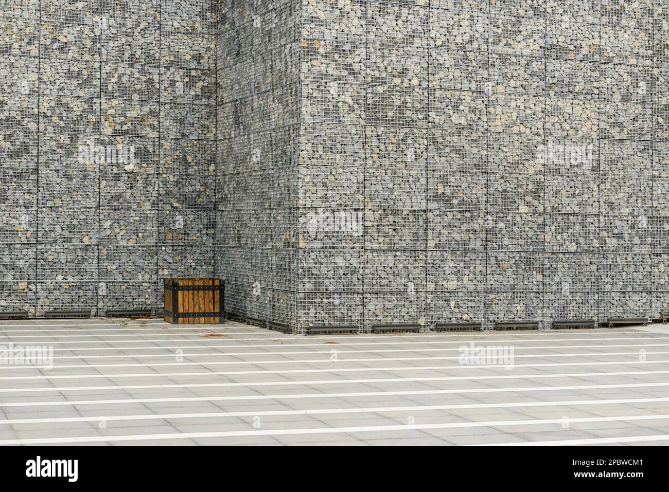 Big Gabion Wall Stock Photo - Alamy
