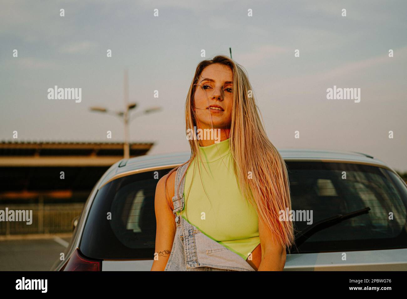 Beautiful sunset blond blonde hi-res stock photography and images - Alamy