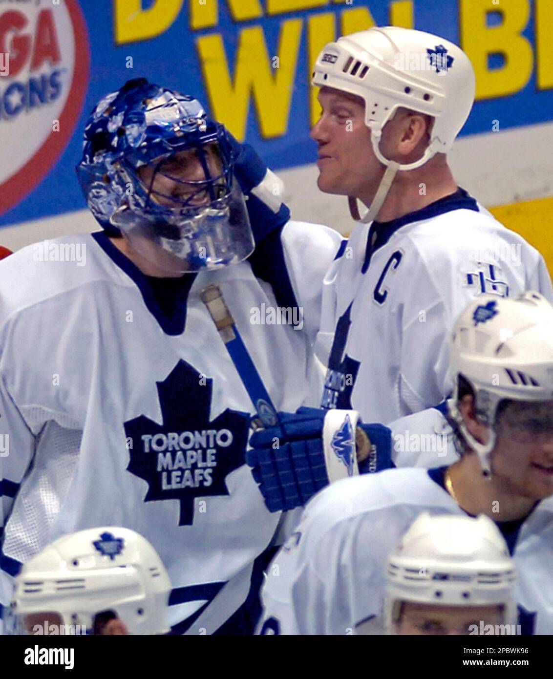 Toronto Maple Leafs captain Mats Sundin, top right, of Sweden ...